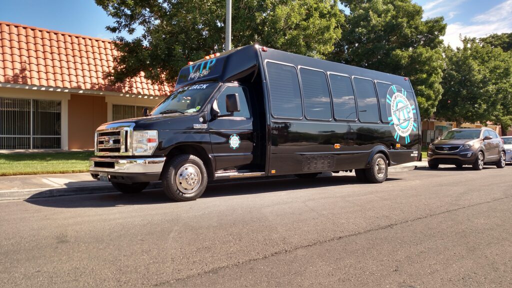 Party Bus 2 Hour Photo Tour - LV Wedding Connection